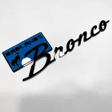 Bronco Badlands Fender Badges Tailgate Emblem 3D Badge Black vs Blue
